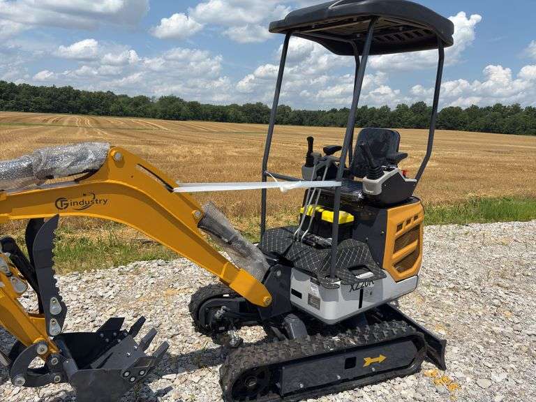 Unused AGT XZ20R Mini Excavator, 23HP Gas Engine,17” Bucket With 3 ...