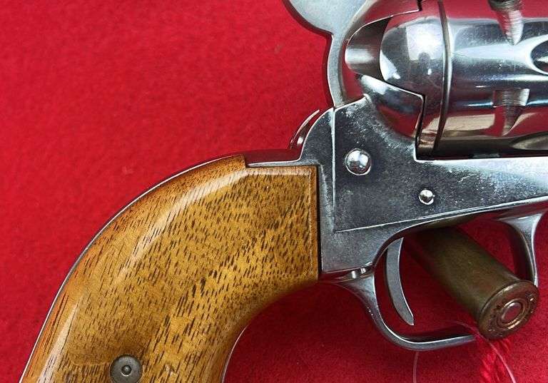 Colt Frontier Scout .22 Magnum Pistol - Langham Auctioneers