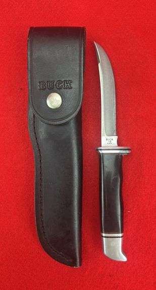 (2) Buck USA Fixed Blade Hunting Knives #118 & #121 - Langham Auctioneers