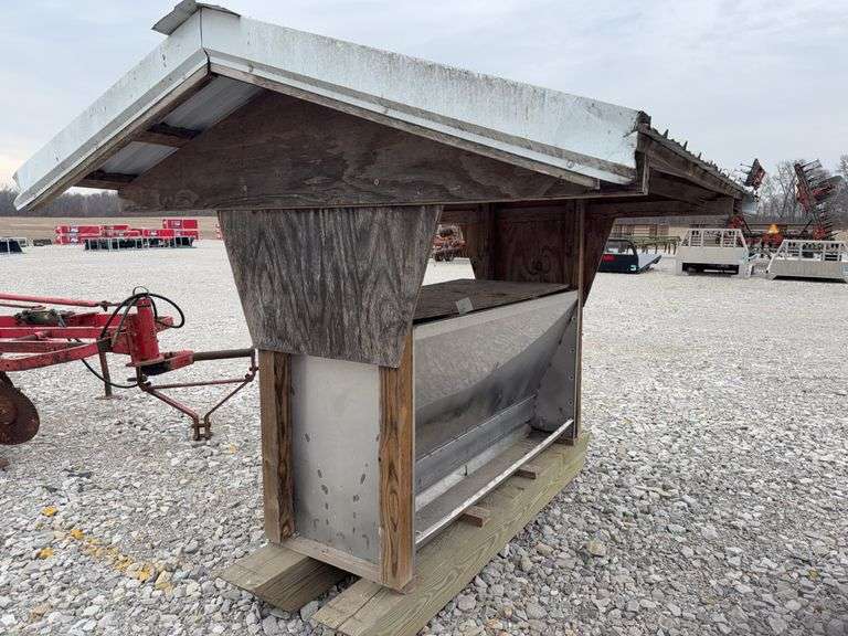 Stainless Steel Livestock Feeder, 72”, Feed From Both Sides, Roofed, On ...