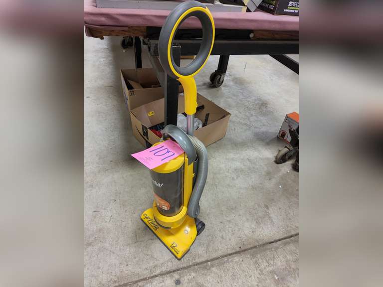 Eureka Optima vacuum cleaner - Lindsay Auctions LLC