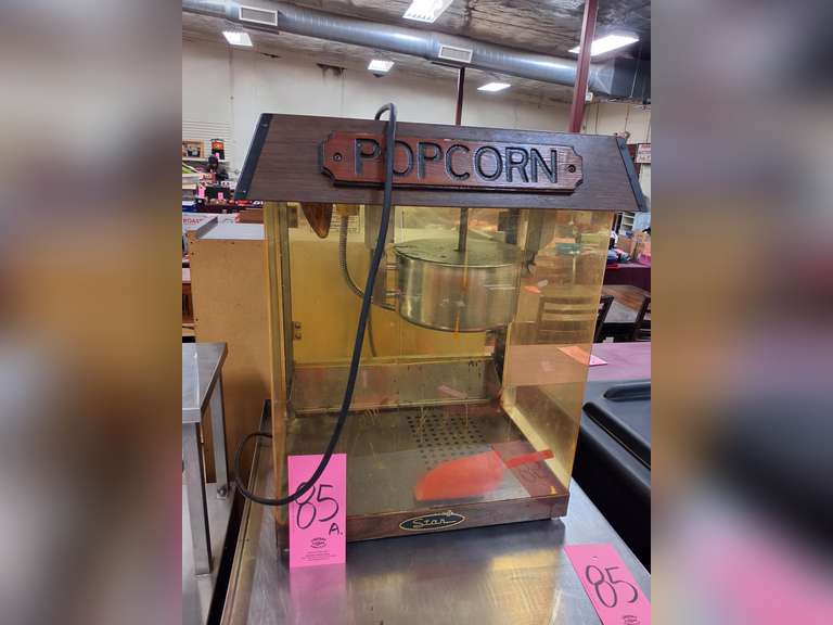 Star popcorn machine (works) - Lindsay Auctions & Realty LLC