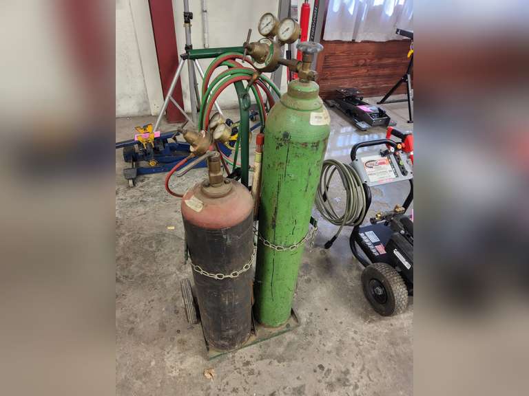 Oxy/Ace tanks with cart, hoses, torch & other SEE PICS (level of tanks ...