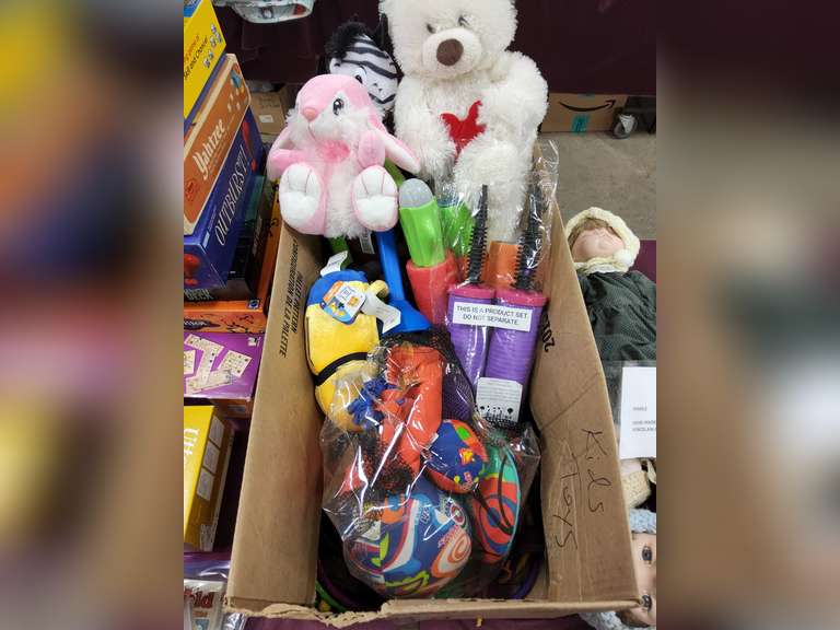 Box of stuffed animals, pool toys & other - Lindsay Auctions LLC