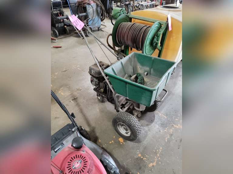 Lesco Commercial Plus gas powered walk behind seeder/spreader - Lindsay ...