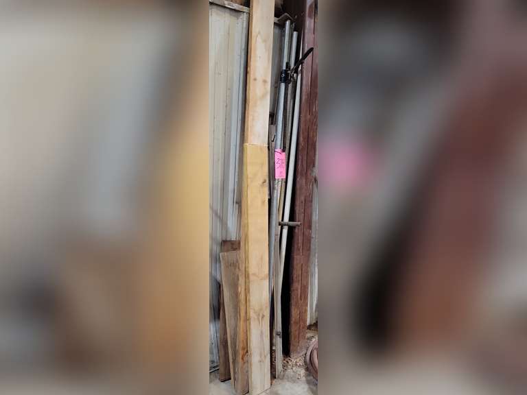 Group: various size boards, load lock, pvc pipe & other SEE PICS ...