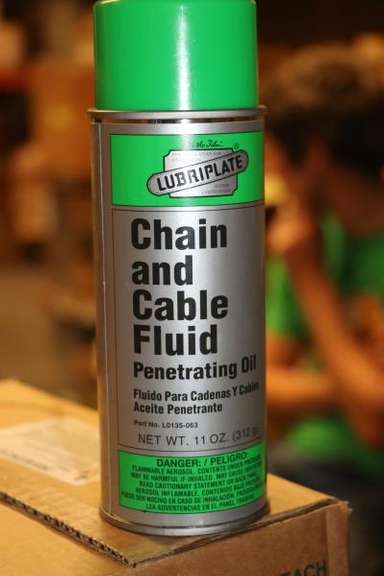 CANS OF CHAIN AND CABLE FLUID - Lawler Auction Company
