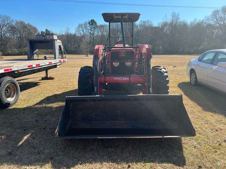 4045 MASSEY-FERGUSON TRACTOR 4WWD, SHUTTLE SHIFT, LOADER - Lawler ...