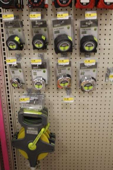 VARIOUS TAPE MEASURES, CHALK PENS, CHALK REELS AND STRING 90PCS ...