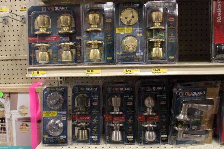 TRUGUARD STAINLESS STEEL ASSORTED DOORKNOB LOCKS - Lawler Auction Company