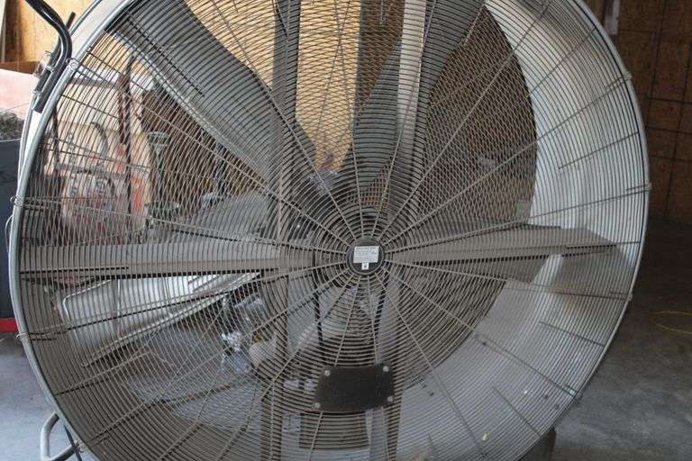 COUNTRY LINE MODEL#SFDC-1500FB SHOP FAN 62" - Lawler Auction Company