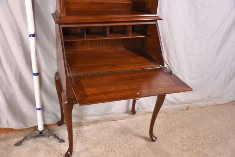 Broyhill secretary desk store