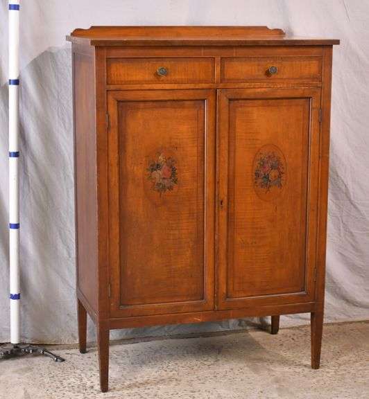 Inlaid decorated chest with fitted interior; 55-10368 - R.H. Lee & Co ...