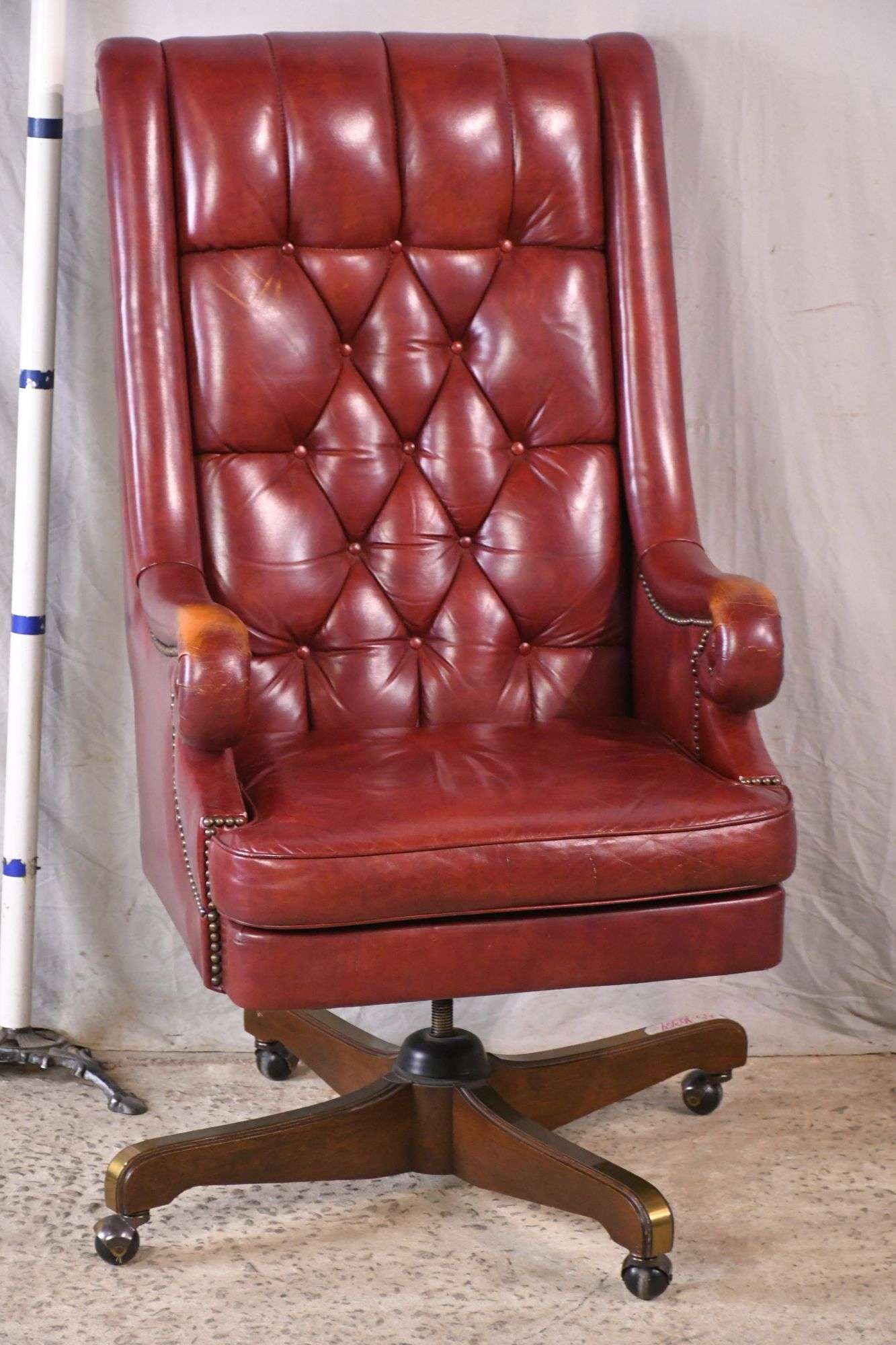 Lackawanna Leather Co. burgundy leather high back executive desk chair 55 10354Z R.H. Lee Co. Auctioneers
