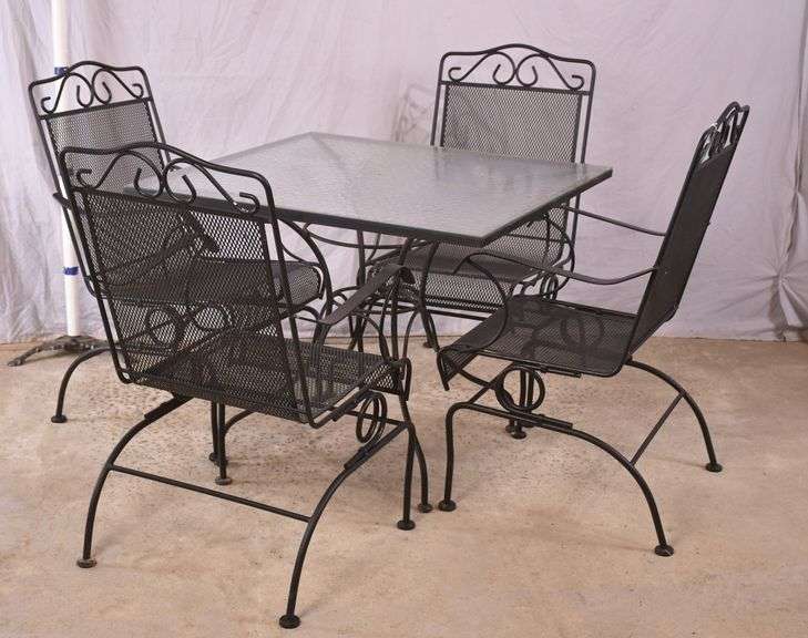 5 piece black iron patio dining set; 37-2641 - R.H. Lee & Co. Auctioneers