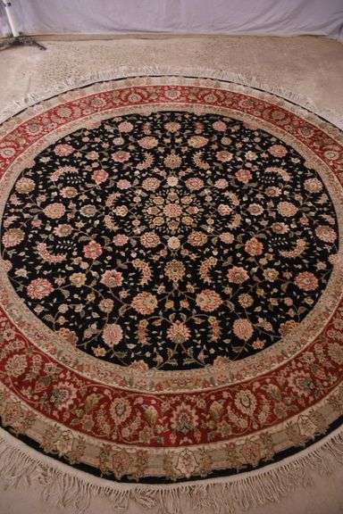 8.3'x8.3' round hand knotted rug with black field; 68-6187 - R.H. Lee ...
