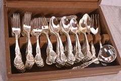 64 piece International Silver Co. silverplate flatware set with case ...