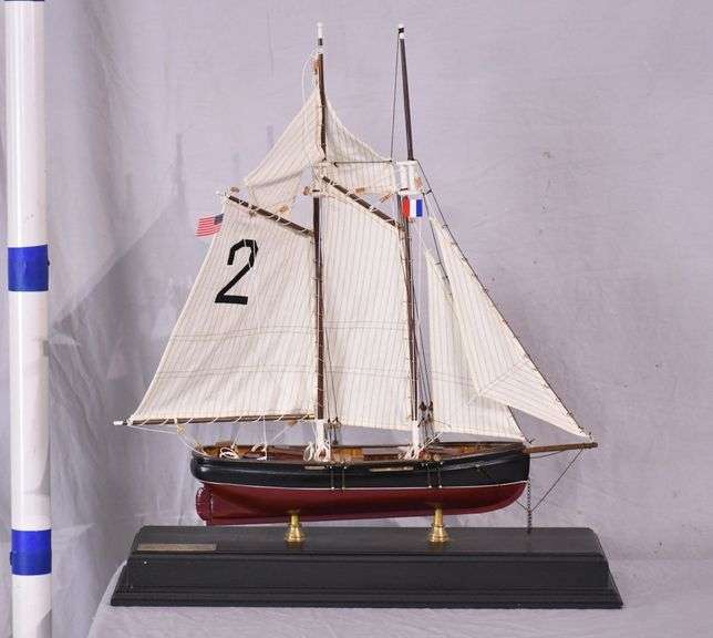 Model of New York Pilot Boat "Phantom 1868"; 16721-107 - R.H. Lee & Co ...