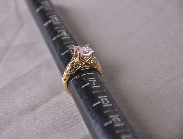 10K gold ring with 3ct. oval amethyst stone; 155-1025 - R.H. Lee & Co ...