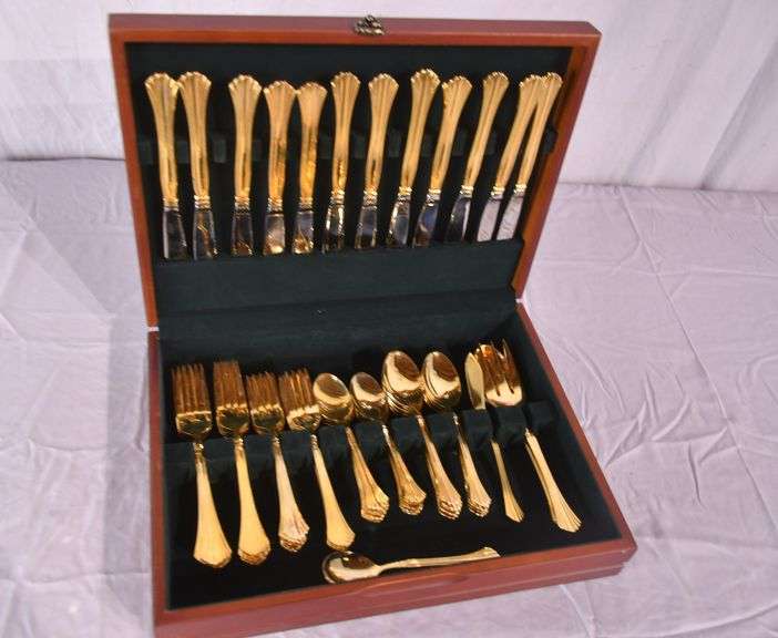 65 piece Cambridge gold-toned stainless flatware set; 12482-013 - R.H ...