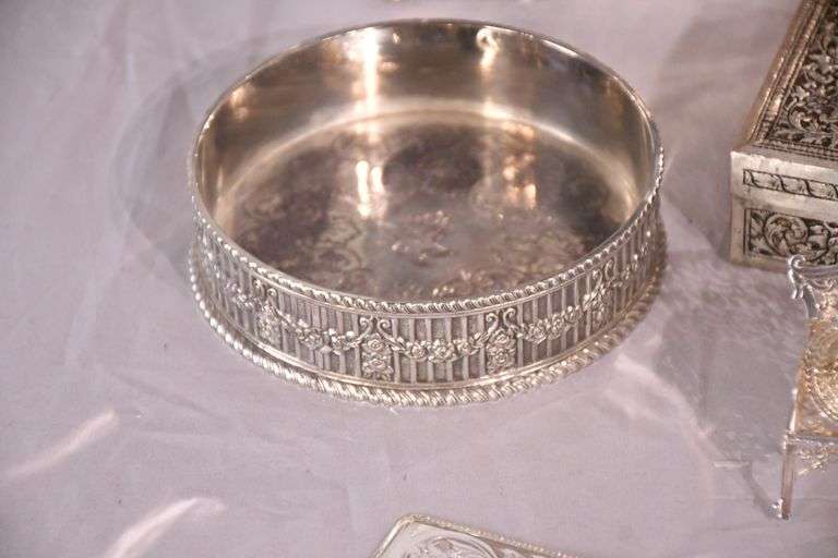 Large group of miscellaneous silverplate items; 869-603 - R.H. Lee & Co ...