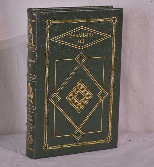 Leatherbound book "Sadaharu Oh: A Zen Way of Baseball" by Sadaharu Oh ...