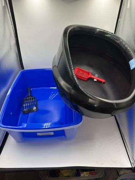 55 quart food storage bin container with scoop and wheels - Lexington ...