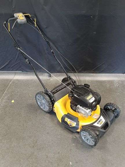 DEWALT 21 in. 163cc Briggs and Stratton 725Exi Engine Rear Wheel Drive ...