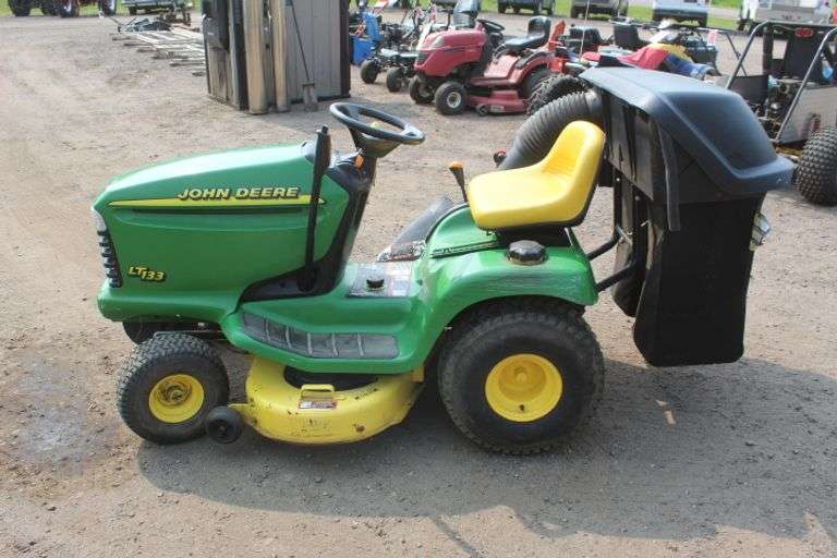 John Deere LT133 riding lawn mower - Lee Real Estate & Auction Service