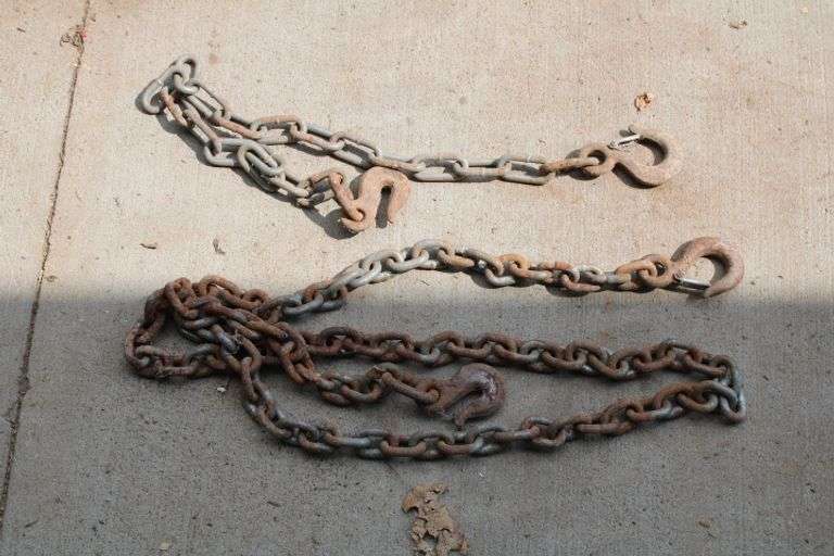 (2) Small Chains - Lee Real Estate & Auction Service