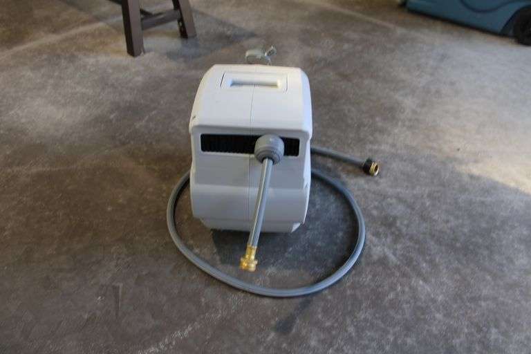 Ayleid retractable garden hose reel - Lee Real Estate & Auction Service