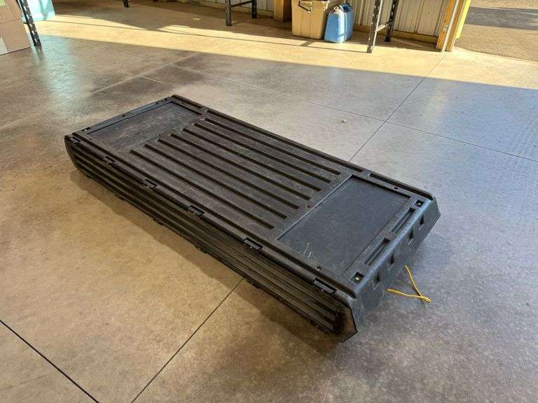 Frabill Speed Shark XL Ice Shack w/ Sled - Lee Real Estate & Auction ...