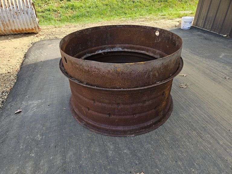 36" Steel Rim/Fire Pit - Lee Real Estate & Auction Service