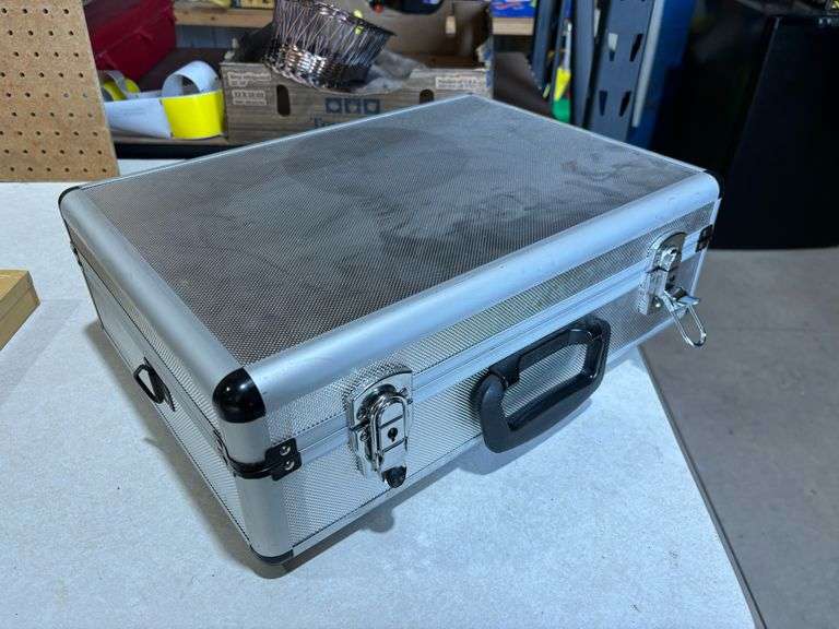 Pistol/Valuables Case - Lee Real Estate & Auction Service