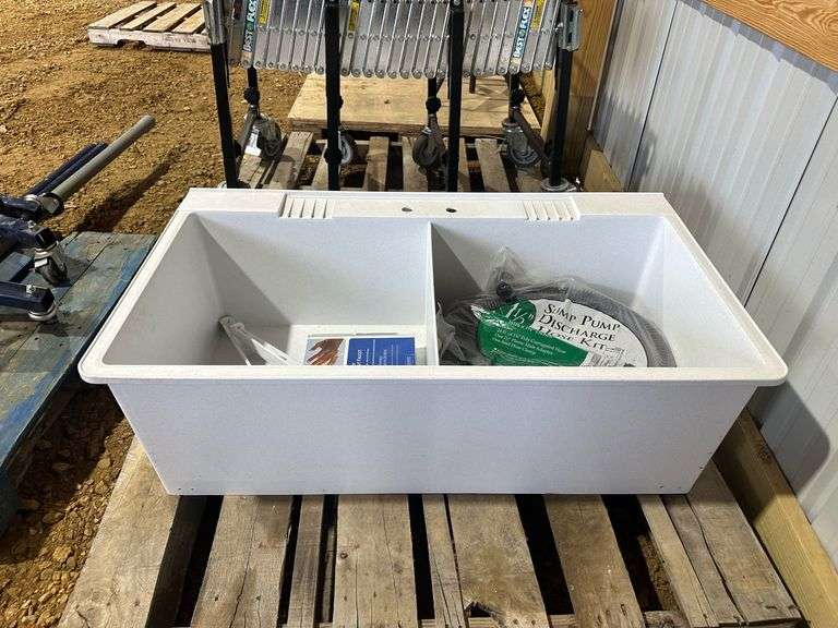 Double Fiberglass Sink w/ Faucet - Lee Real Estate & Auction Service