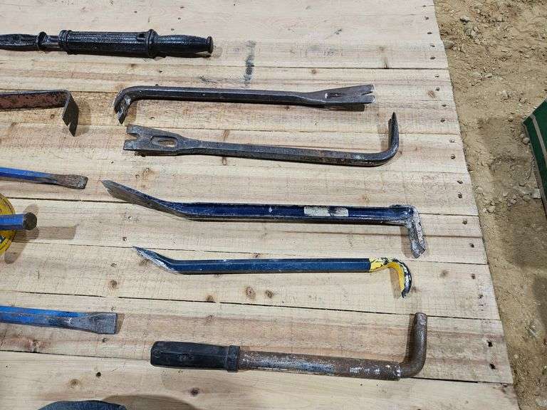 Crowbars & Other - Lee Real Estate & Auction Service