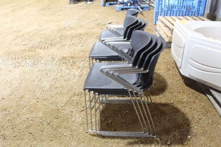 10 stackable plastic chairs w/metal frames - Lee Real Estate & Auction ...