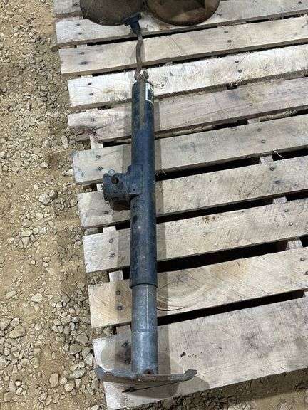 John Deere Jack - Lee Real Estate & Auction Service