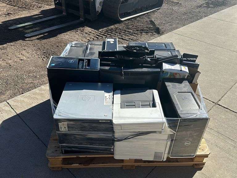 Pallet of Computers - Lee Real Estate & Auction Service