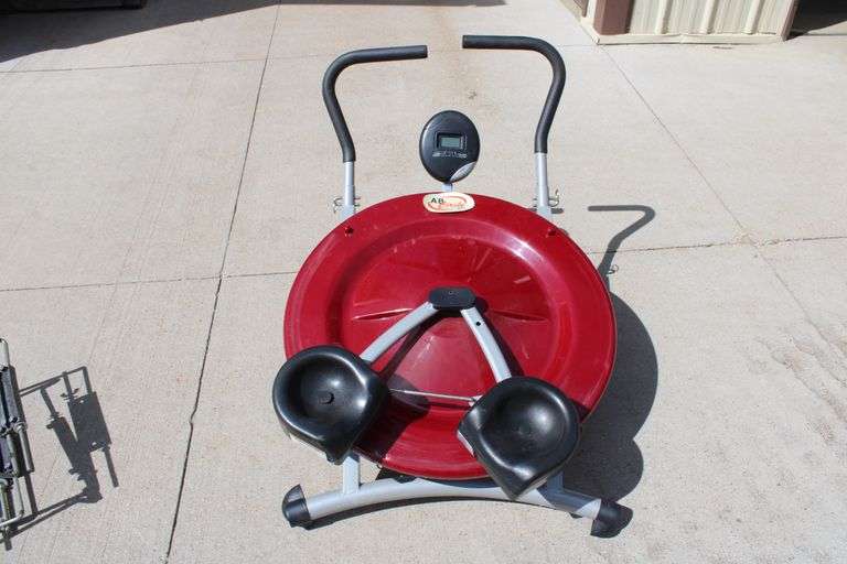 Ab Circle exercise machine - Lee Real Estate & Auction Service