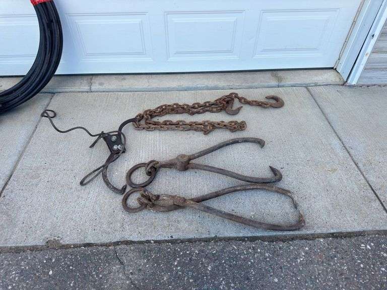 (3) Log Tongs & HD Log Chain - Lee Real Estate & Auction Service