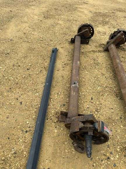 8000 lb Torsion Axle - Lee Real Estate & Auction Service