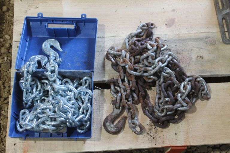 2 log chains - Lee Real Estate & Auction Service