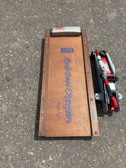 Larin Floor Jack & Shop Creeper - Lee Real Estate & Auction Service