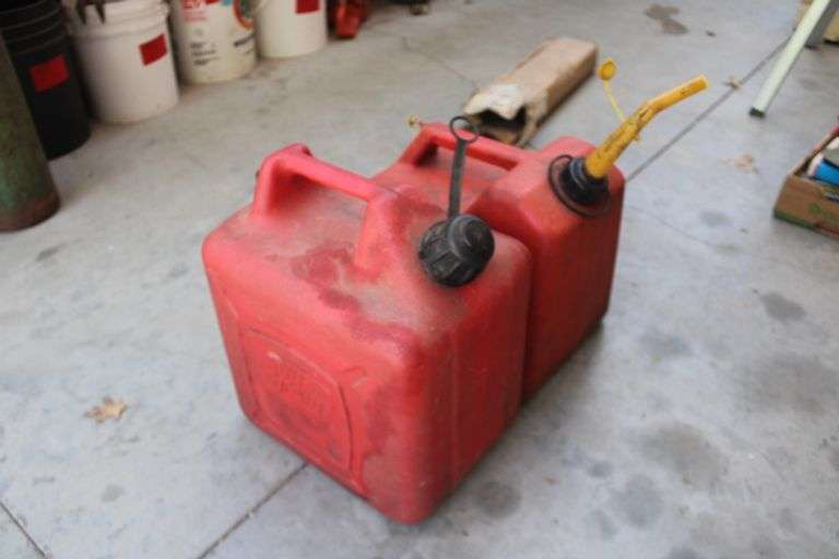 (2) 5-Gallon Gas Cans - Lee Real Estate & Auction Service