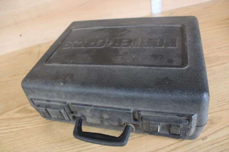 Porter Cable elec. router w/case - Lee Real Estate & Auction Service