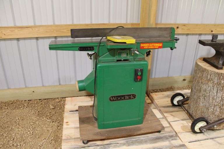 Woodtek 6" HD elec. jointer on stand - Lee Real Estate & Auction Service