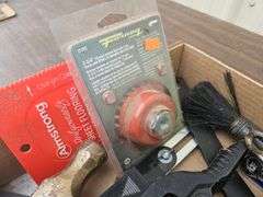 Hammer, Utility Knives, Shop Tools - Lee Real Estate & Auction Service