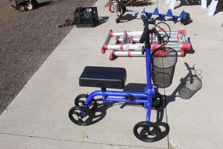 Handicap rolling knee cart w/brakes - Lee Real Estate & Auction Service
