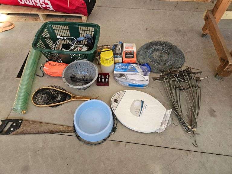 Hide Stretchers-Colander-Heated Dog Dish + - Lee Real Estate & Auction ...